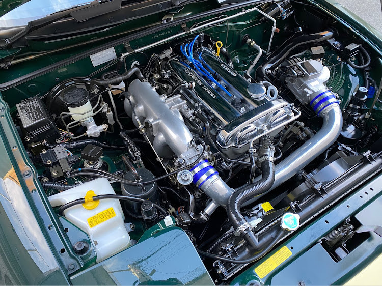 ユーノスロードスター NA6CE エンジンルーム: 僕は何処へ向かう